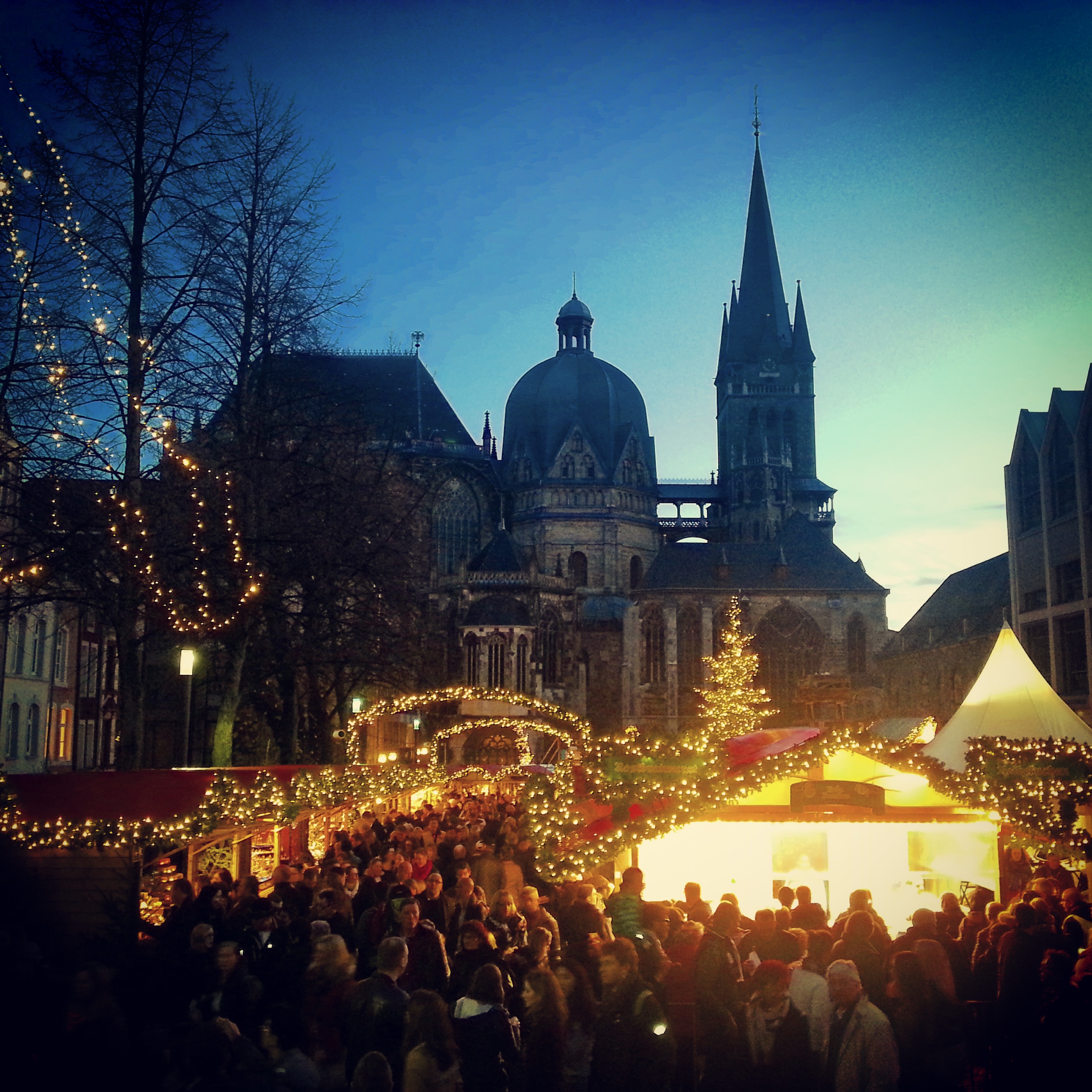 Aachen Christmas Market - JohntheGo.com